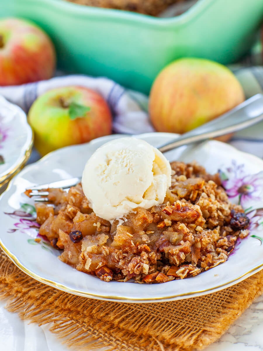 Easy Cranberry Almond Apple Crisp Recipe (video) - Tatyanas Everyday Food